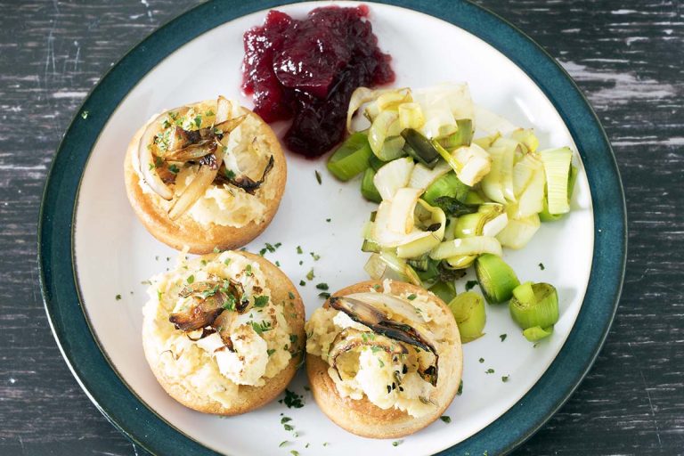 Stuffed vegetarian Yorkshire puddings - Sneaky Veg
