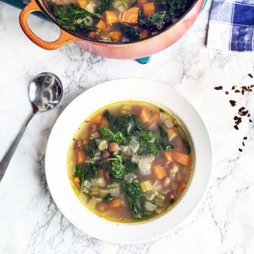 Vegetable, spinach and borlotti bean soup - Sneaky Veg
