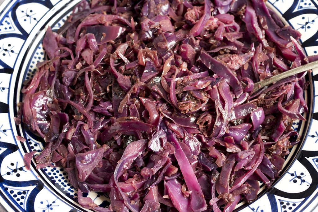 Easy Christmas red cabbage recipe - Sneaky Veg
