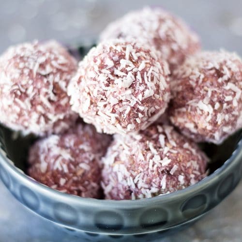 Coconut, almond and raspberry bliss balls - Sneaky Veg
