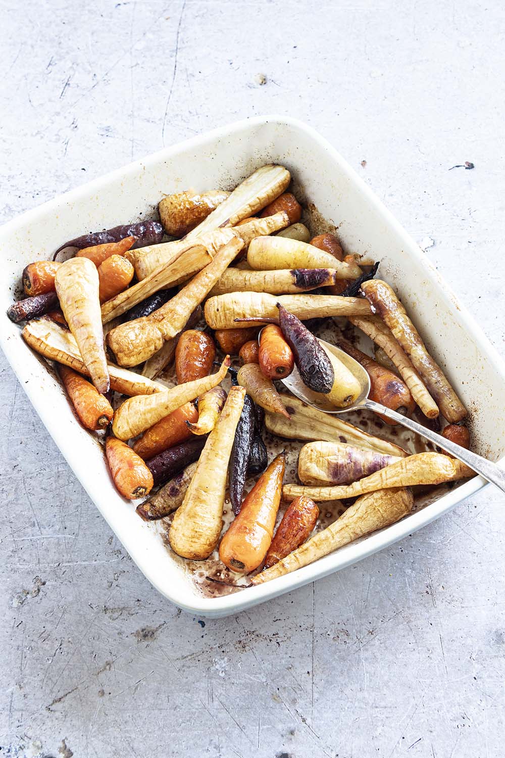 Maple balsamic roasted carrots and parsnips - Sneaky Veg