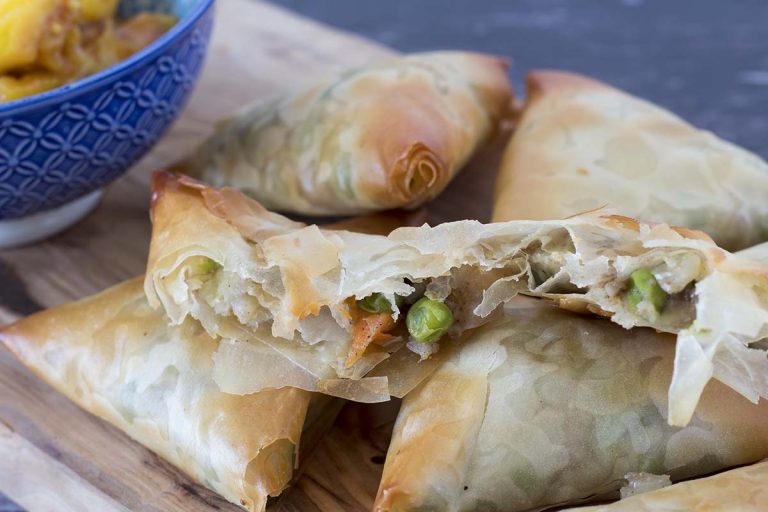 Easy vegetable samosa recipe | vegan - Sneaky Veg