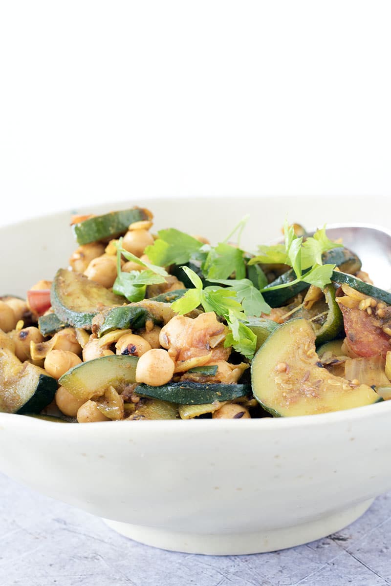 Summer chickpea and courgette curry | vegan - Sneaky Veg